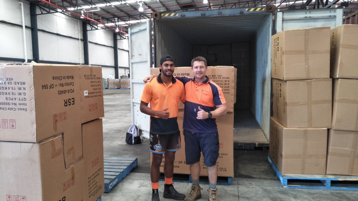 IMMEDIATE START – UNLOADING CONTAINERS – LABOURER\’S